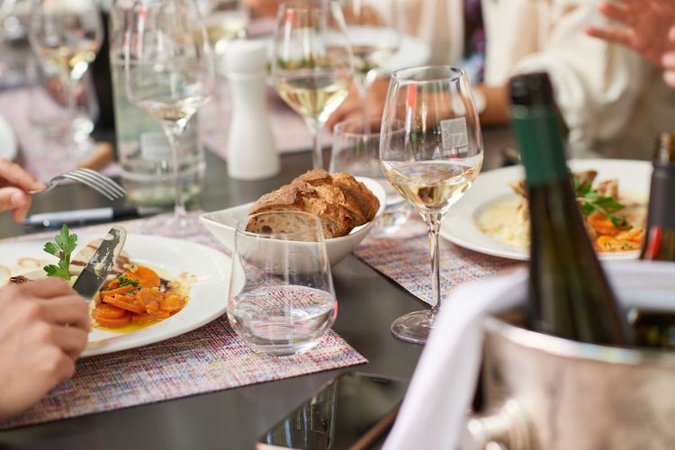 Trois expériences gastronomiques incontournables en Suisse